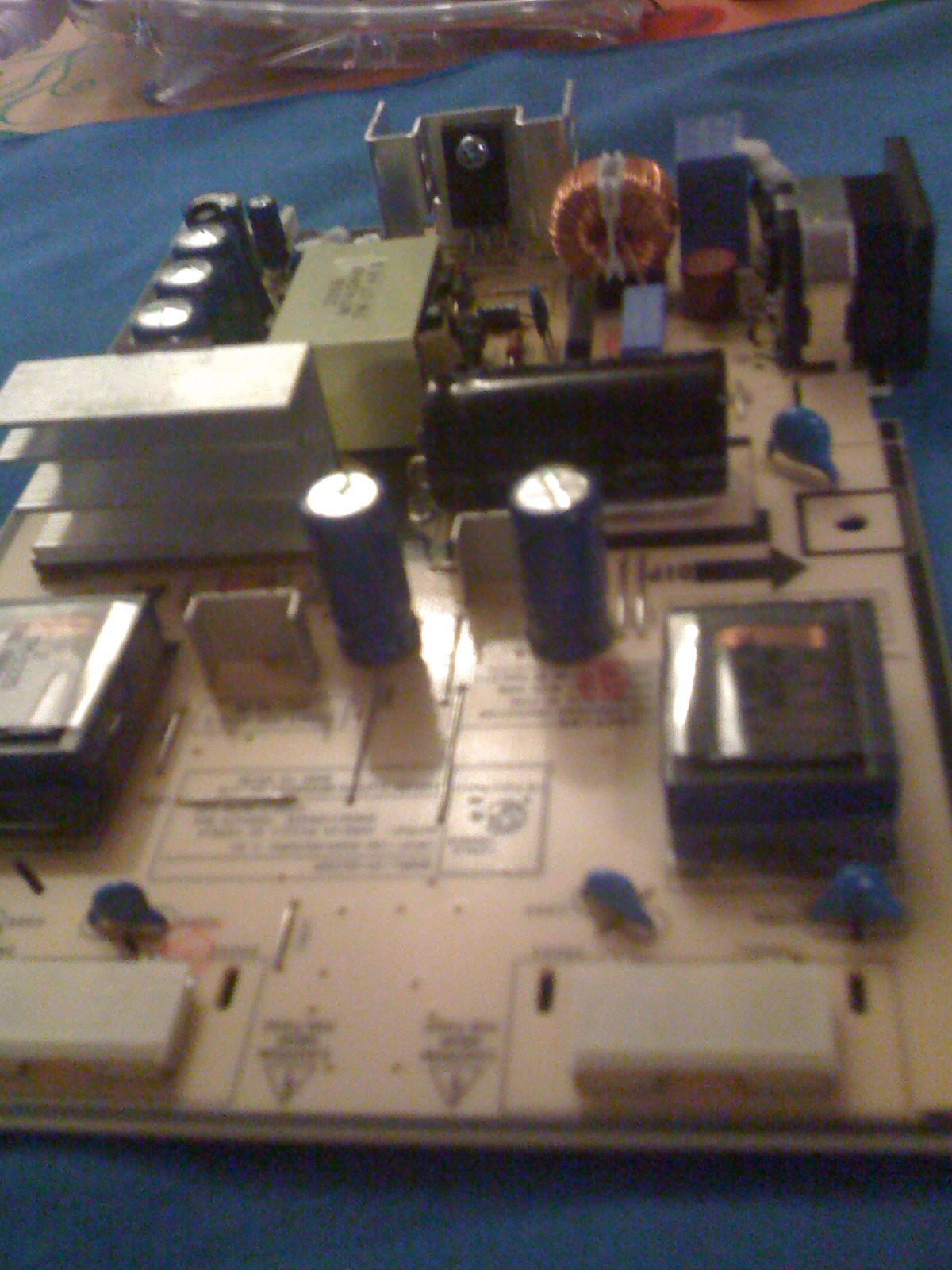 Solved: What's up with my crazy monitor? | Experts Exchange